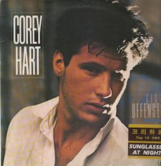 Corey Hart - Angry Young Man Songtext & Übersetzung | Songstraducidas