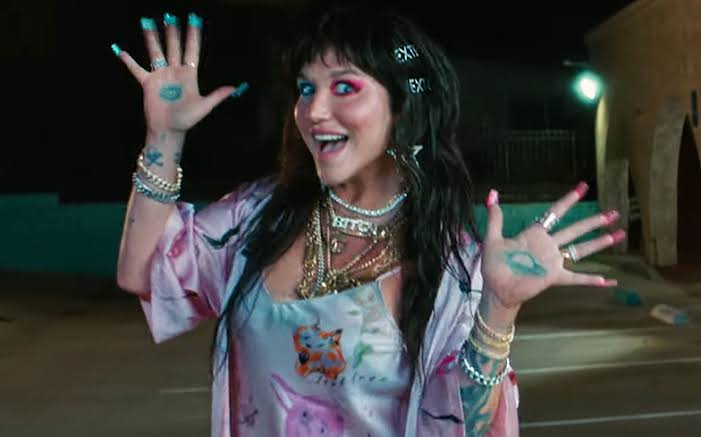 Kesha - Praying Lyrics & Translation | Songstraducidas